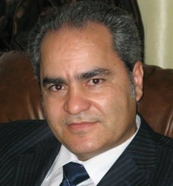 In the trap of power and authority/ Akbar Karami